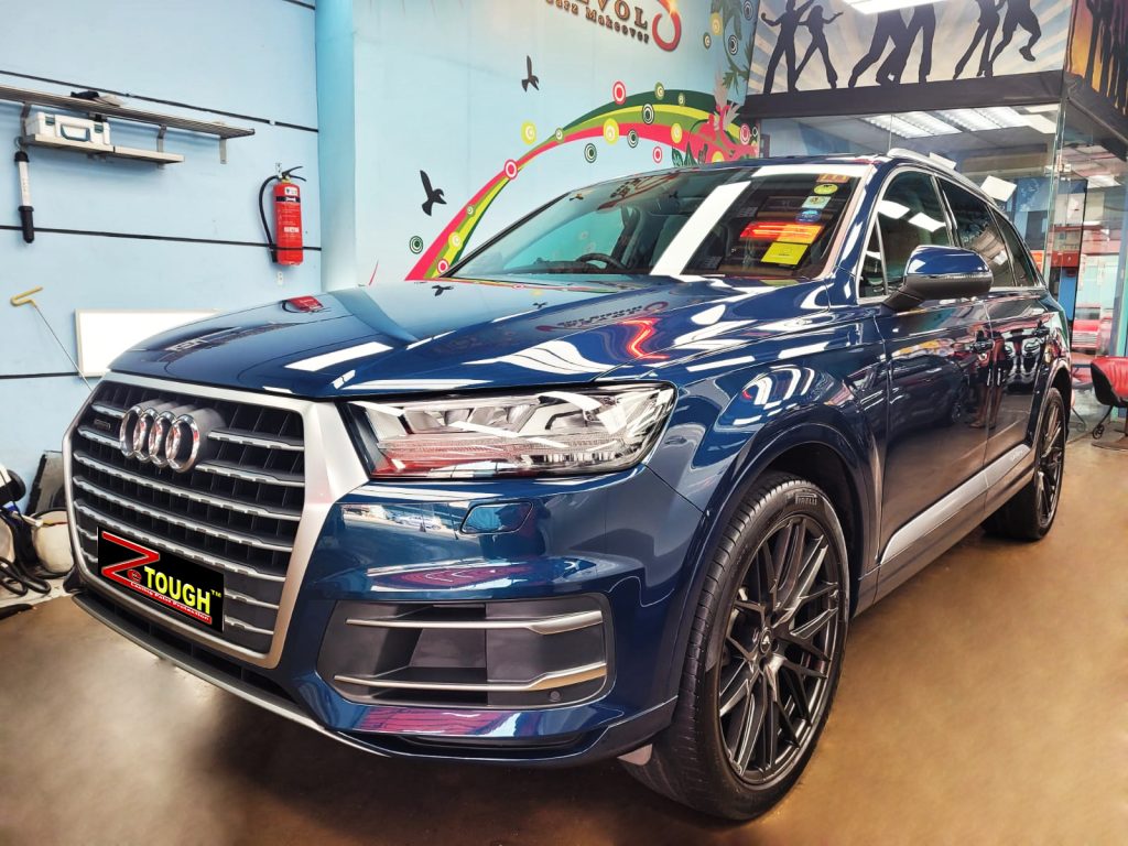 Ultimate Ceramic Paint Protection Coating with this amazing Audi Q7
