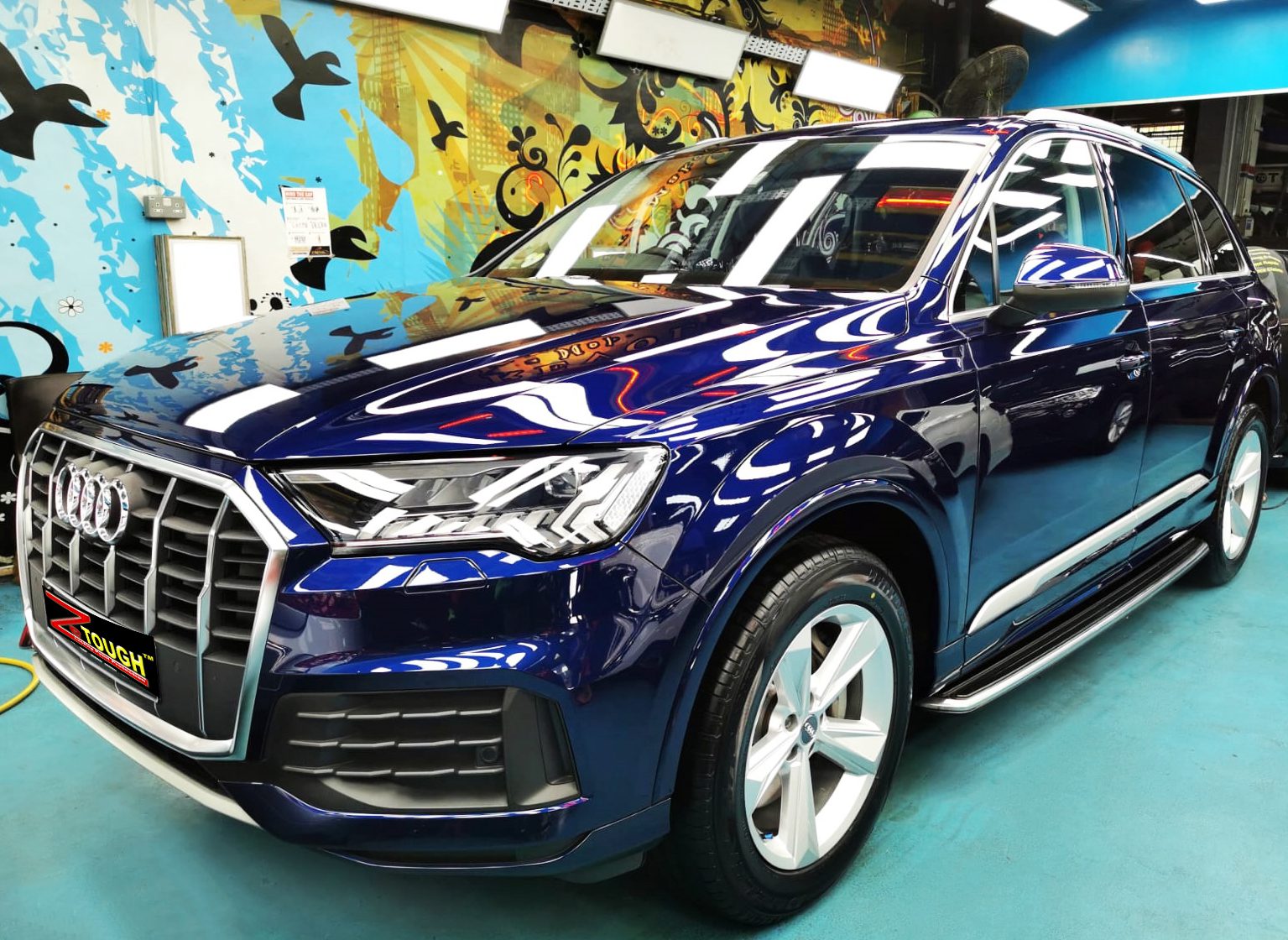 A Muscular Audi Q7 Arrived For A Premium Grooming With Titanium Paint ...